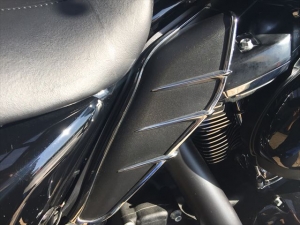 ロードグライドスペシャル カスタムパーツ紹介│アルファ：ALPHA Big Bike Group 総合サイト